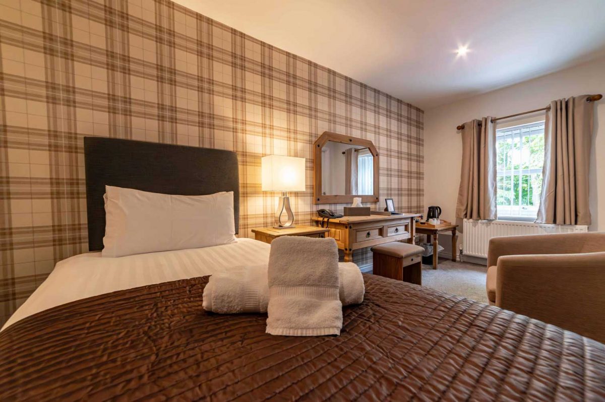 Stay at The Oaks Hotel - Bed & Breakfast Accommodation in Alnwick ...